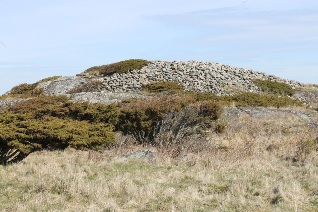 Beowulf’s Barrow – The Road to Heorot